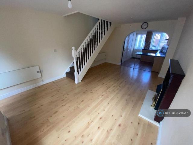 2 bedroom terraced house to rent