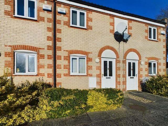 2 bedroom terraced house to rent