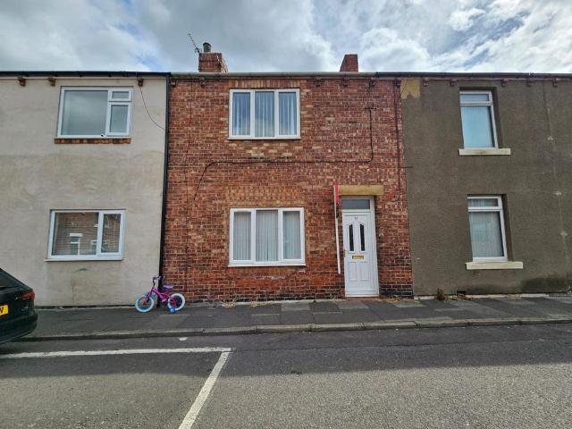 2 bedroom terraced house to rent