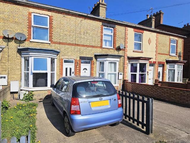 2 bedroom terraced house to rent