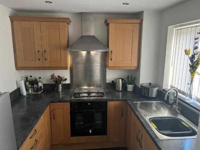 2 bedroom terraced house to rent