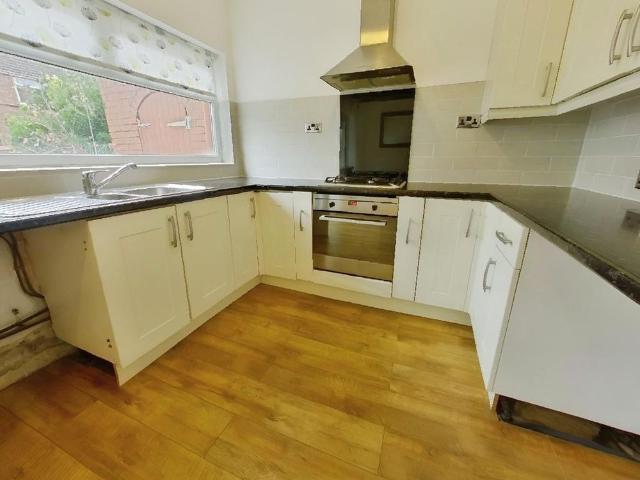 2 bedroom terraced house to rent