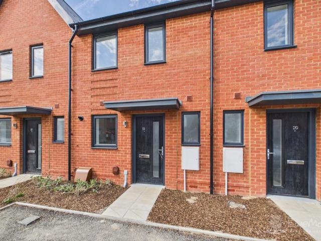 2 bedroom terraced house to rent