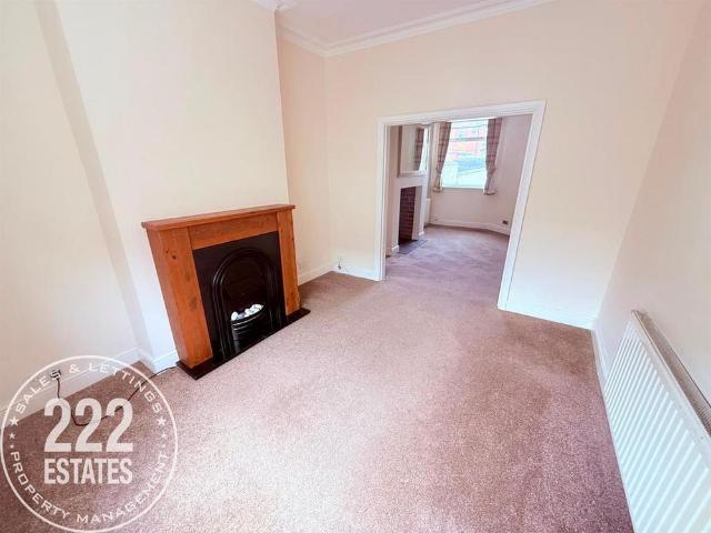 2 bedroom terraced house to rent