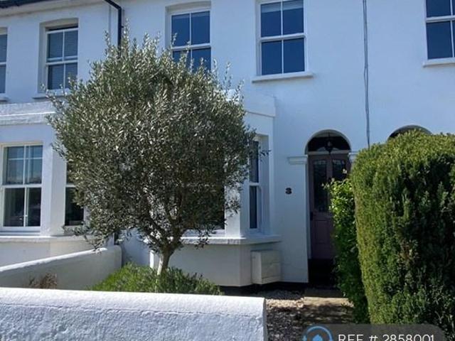2 bedroom terraced house to rent