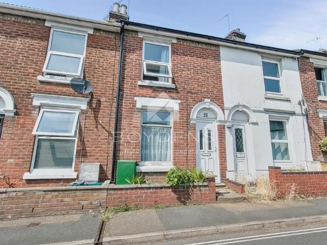 2 bedroom terraced house to rent