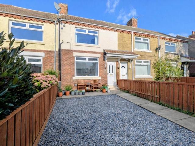2 bedroom terraced house to rent