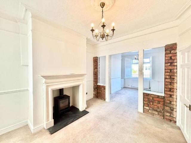 2 bedroom terraced house to rent
