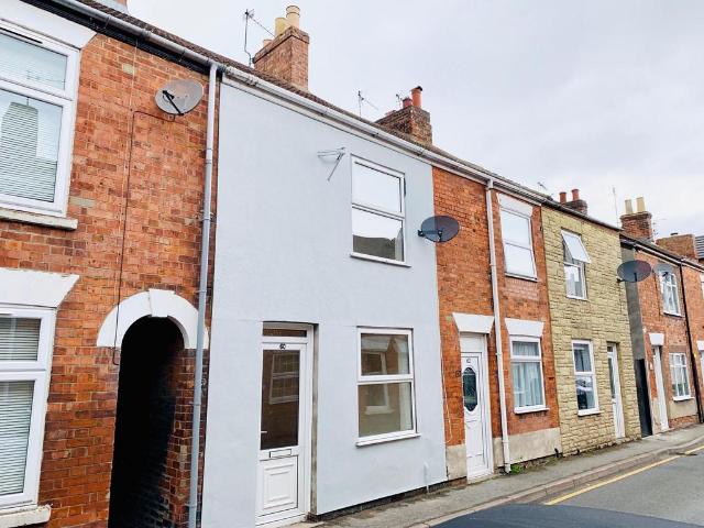 2 bedroom terraced house to rent