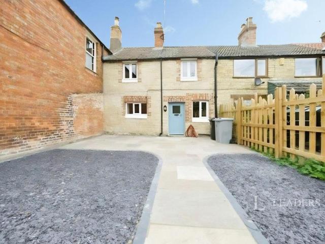 2 bedroom terraced house to rent