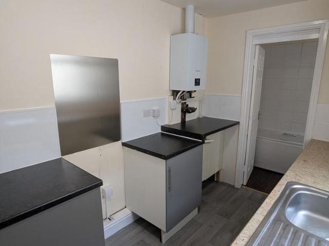 2 bedroom terraced house to rent