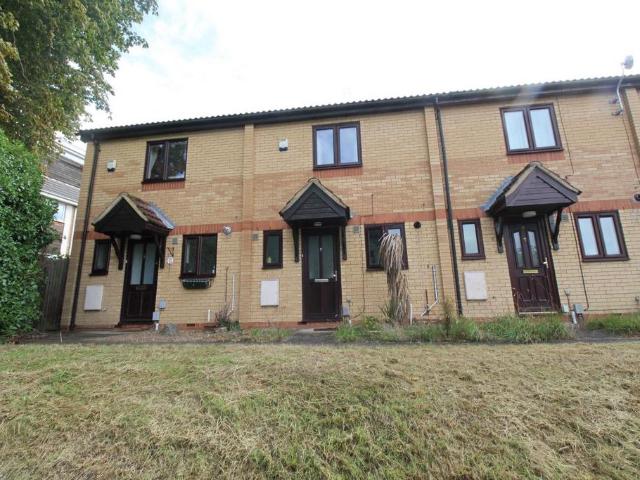 2 bedroom terraced house to rent