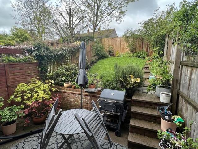 2 bedroom terraced house to rent