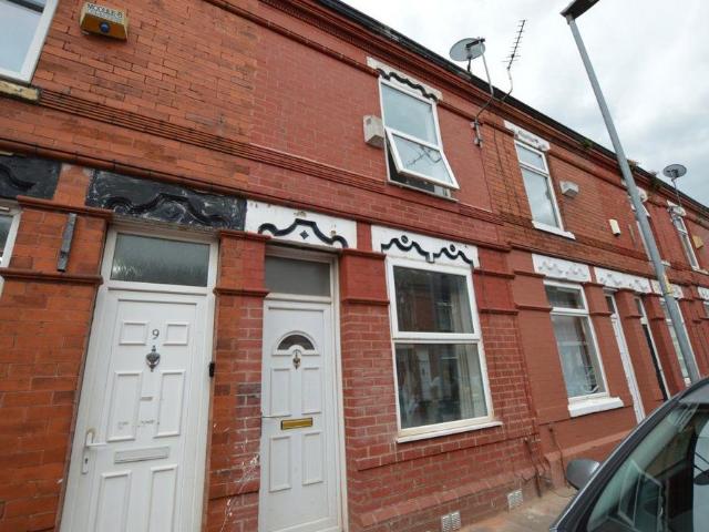 2 bedroom terraced house to rent