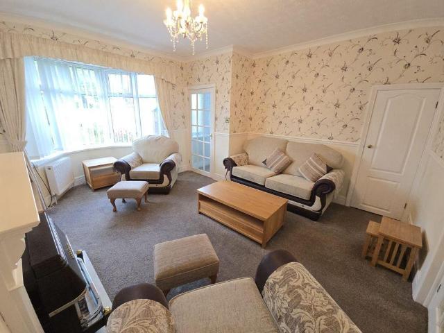 2 bedroom terraced house to rent