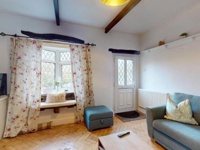 2 bedroom terraced house to rent