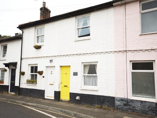 2 bedroom terraced house to rent