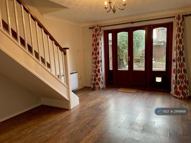 2 bedroom terraced house to rent