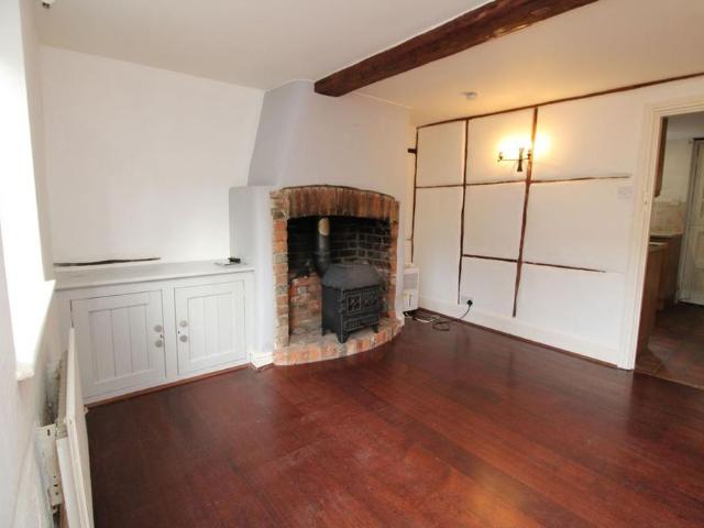 2 bedroom terraced house to rent