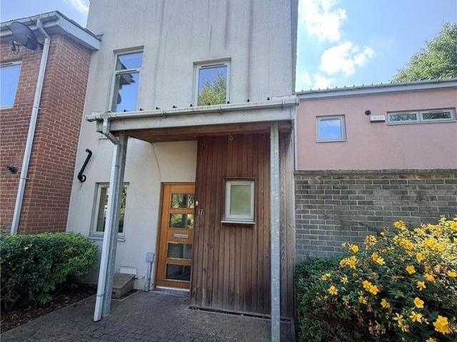 2 bedroom terraced house to rent