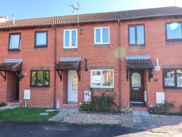 2 bedroom terraced house to rent