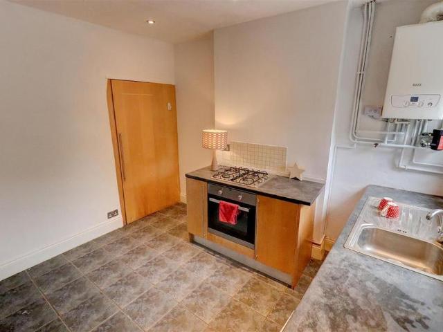 2 bedroom terraced house to rent