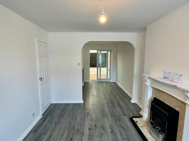 2 bedroom terraced house to rent