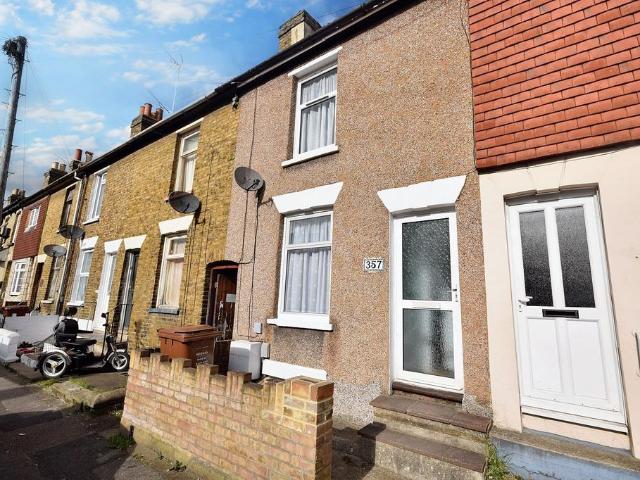 2 bedroom terraced house to rent
