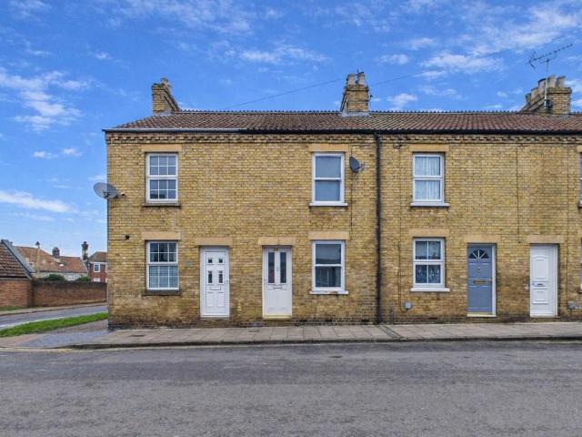 2 bedroom terraced house to rent