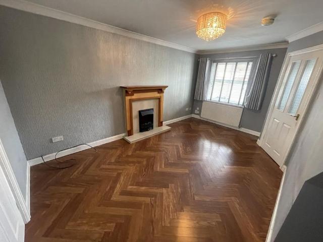 2 bedroom terraced house to rent