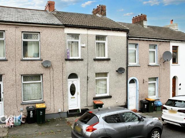 2 bedroom terraced house to rent