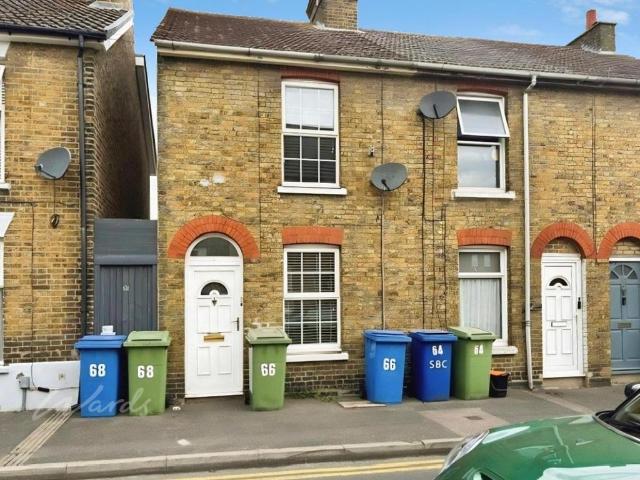 2 bedroom terraced house to rent