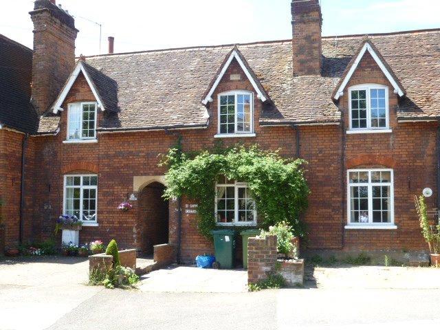 2 bedroom terraced house to rent