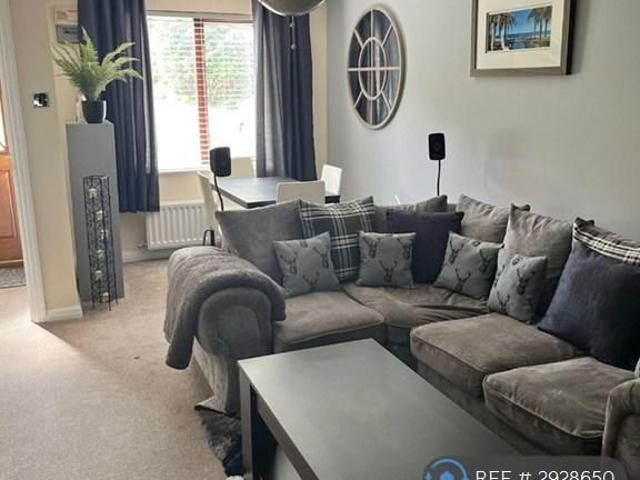 2 bedroom terraced house to rent