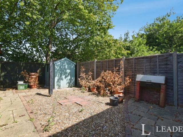 2 bedroom terraced house to rent