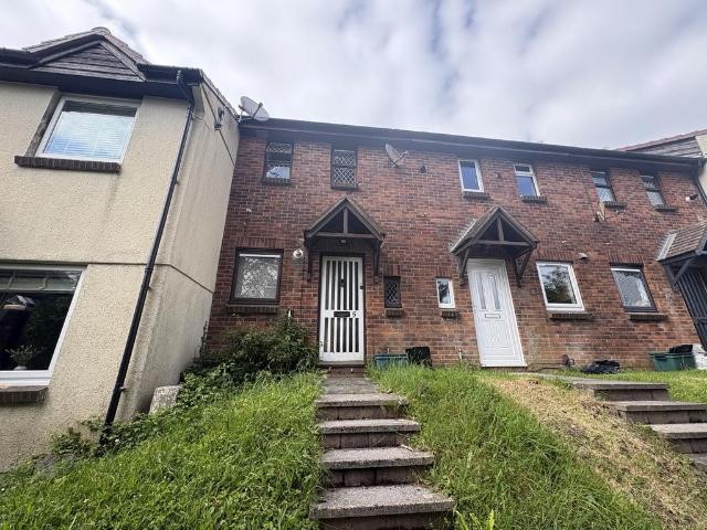2 bedroom terraced house to rent
