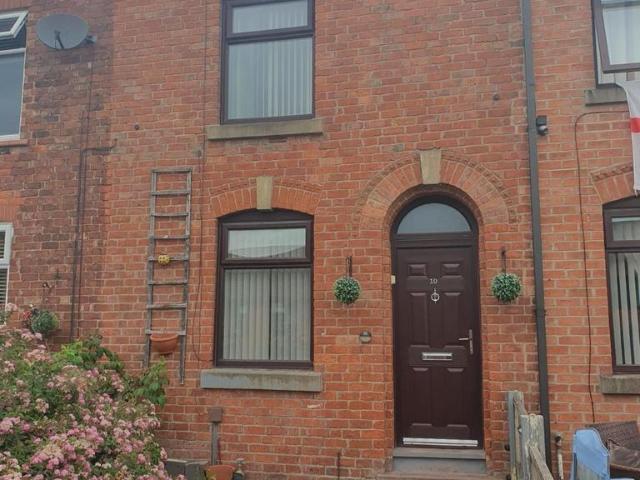 2 bedroom terraced house to rent