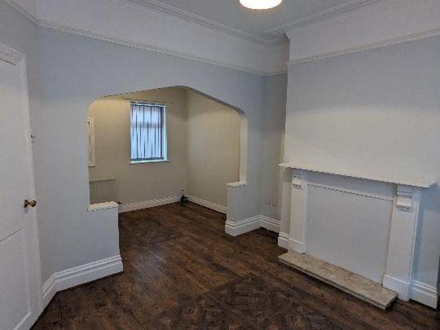 2 bedroom terraced house to rent