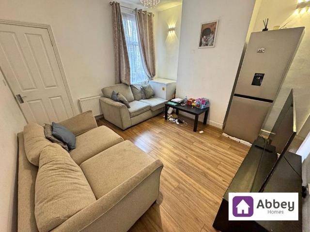 2 bedroom terraced house to rent