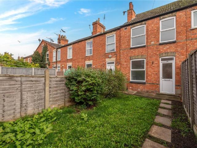 2 bedroom terraced house to rent