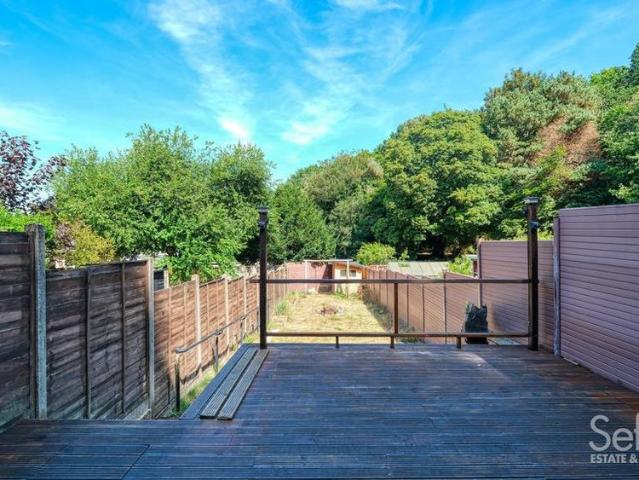 2 bedroom terraced house to rent