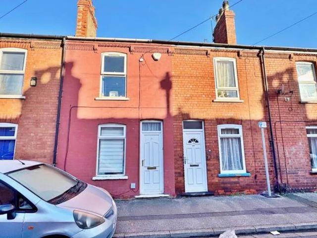 2 bedroom terraced house to rent