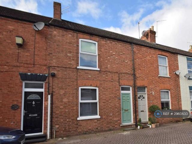 2 bedroom terraced house to rent