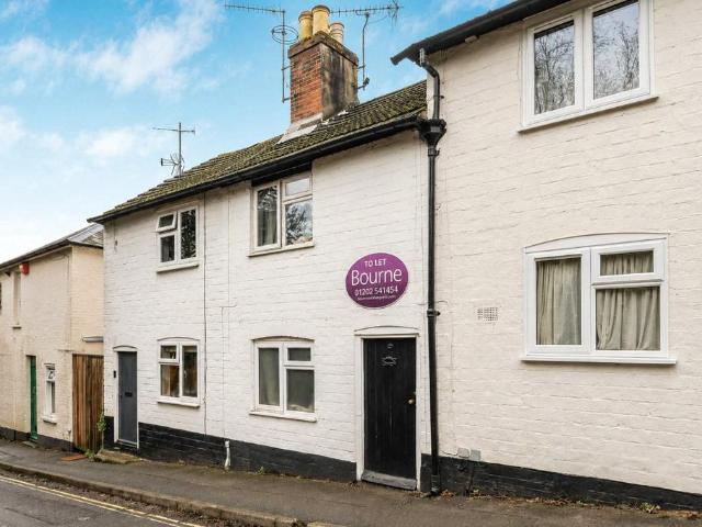 2 bedroom terraced house to rent