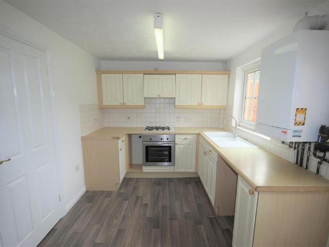 2 bedroom terraced house to rent