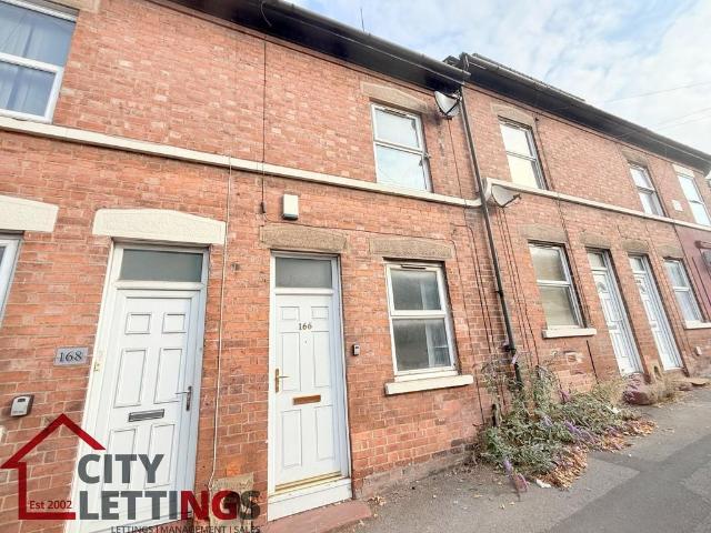 2 bedroom terraced house to rent