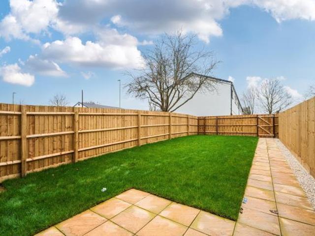 2 bedroom terraced house to rent