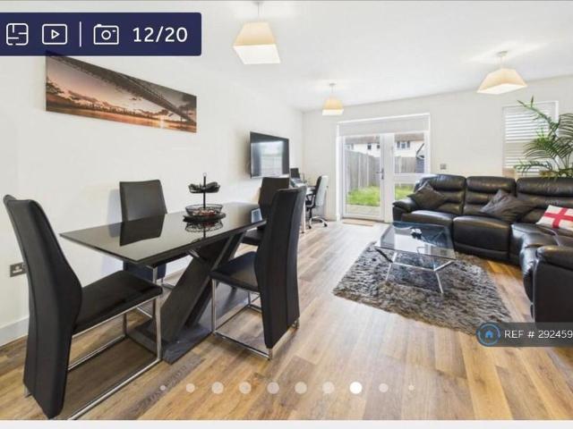 2 bedroom terraced house to rent