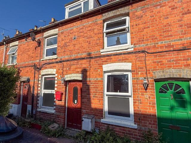 2 bedroom terraced house to rent