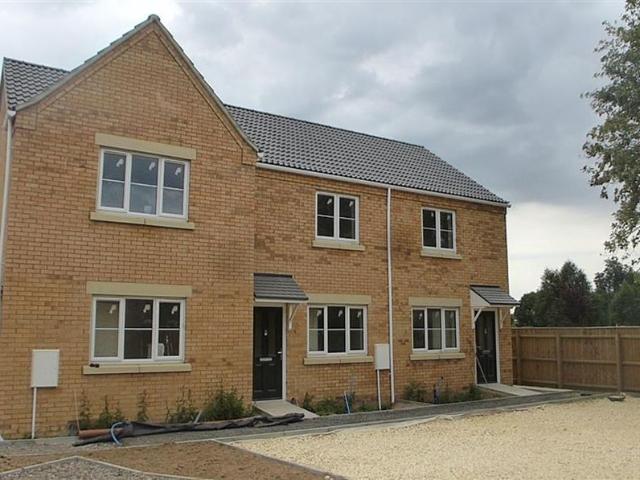 2 bedroom terraced house to rent